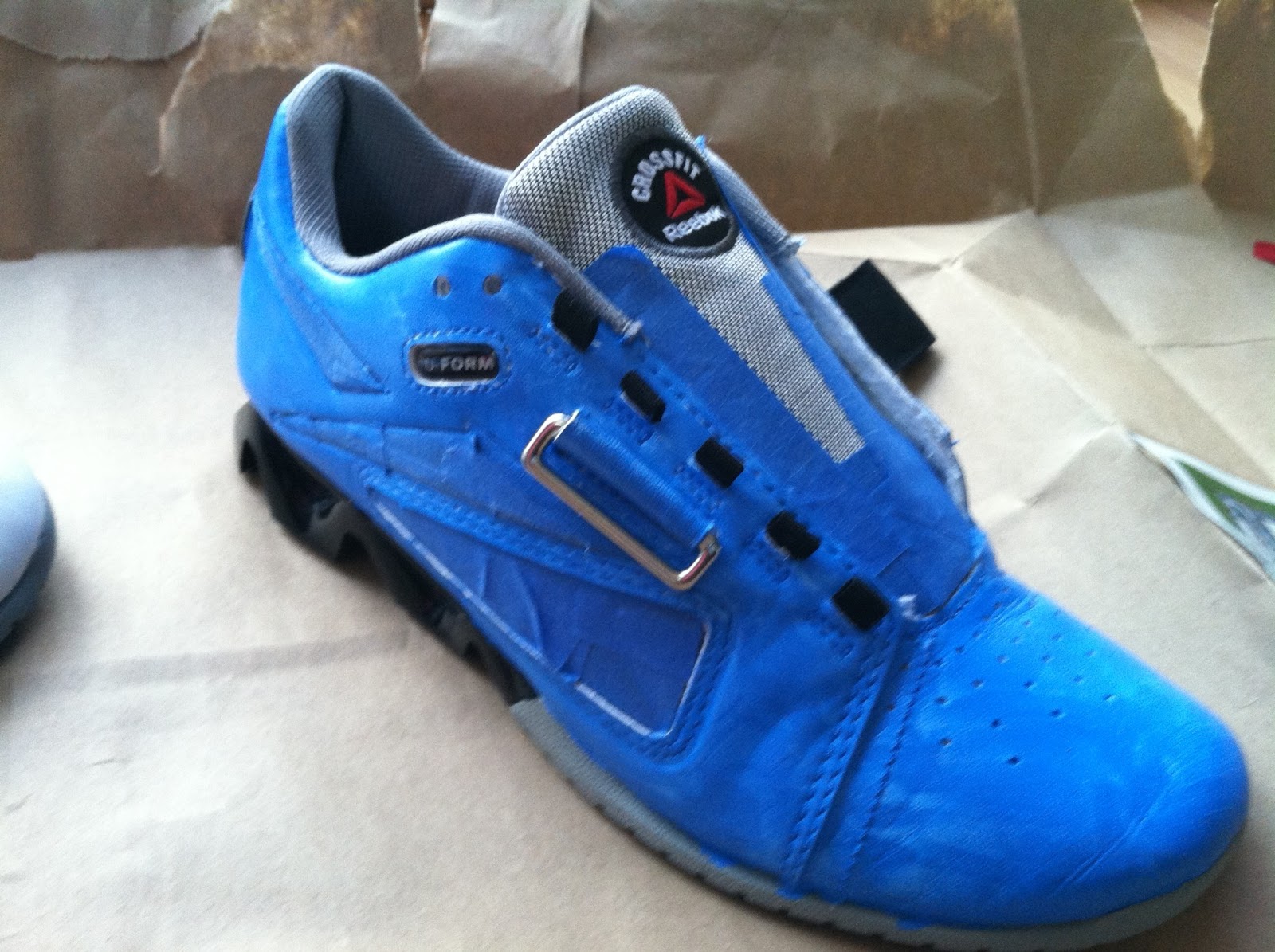 DIY: How to Paint Your Reebok CrossFit Shoes | Джингер (the Jinger)