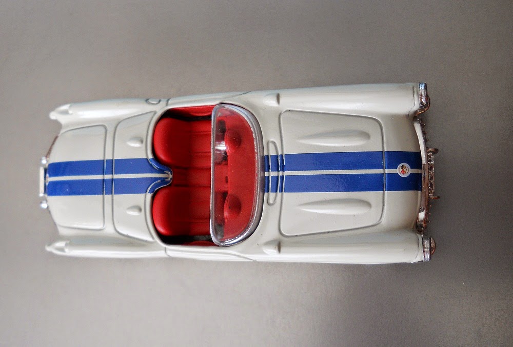 Maquetismo Estático: Chevrolet Corvette 1957 escala 1/43