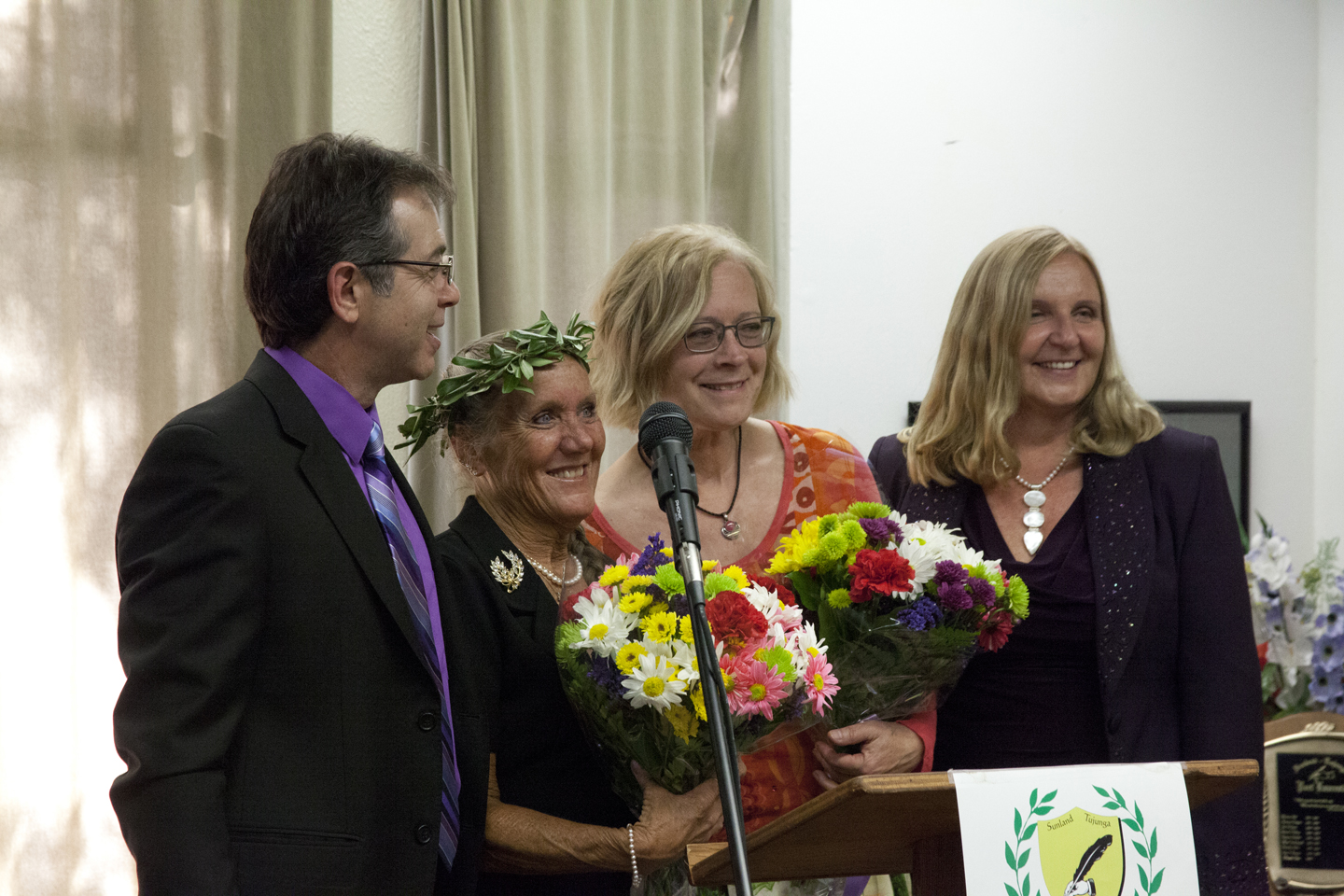 Village Poets of Sunland & Tujunga: About Us