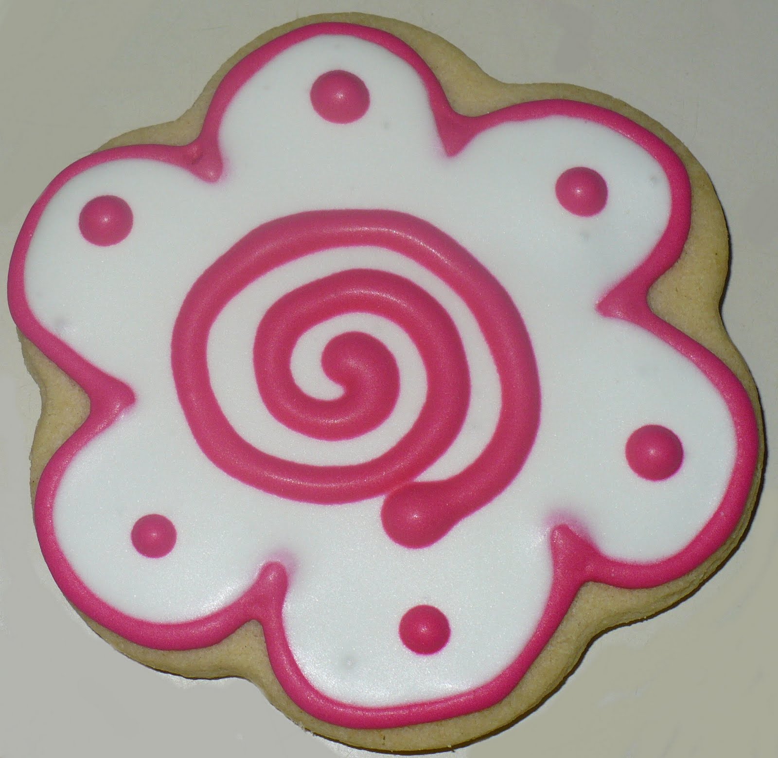 The Sweet Shop Cookie Company: swirl flower cookies