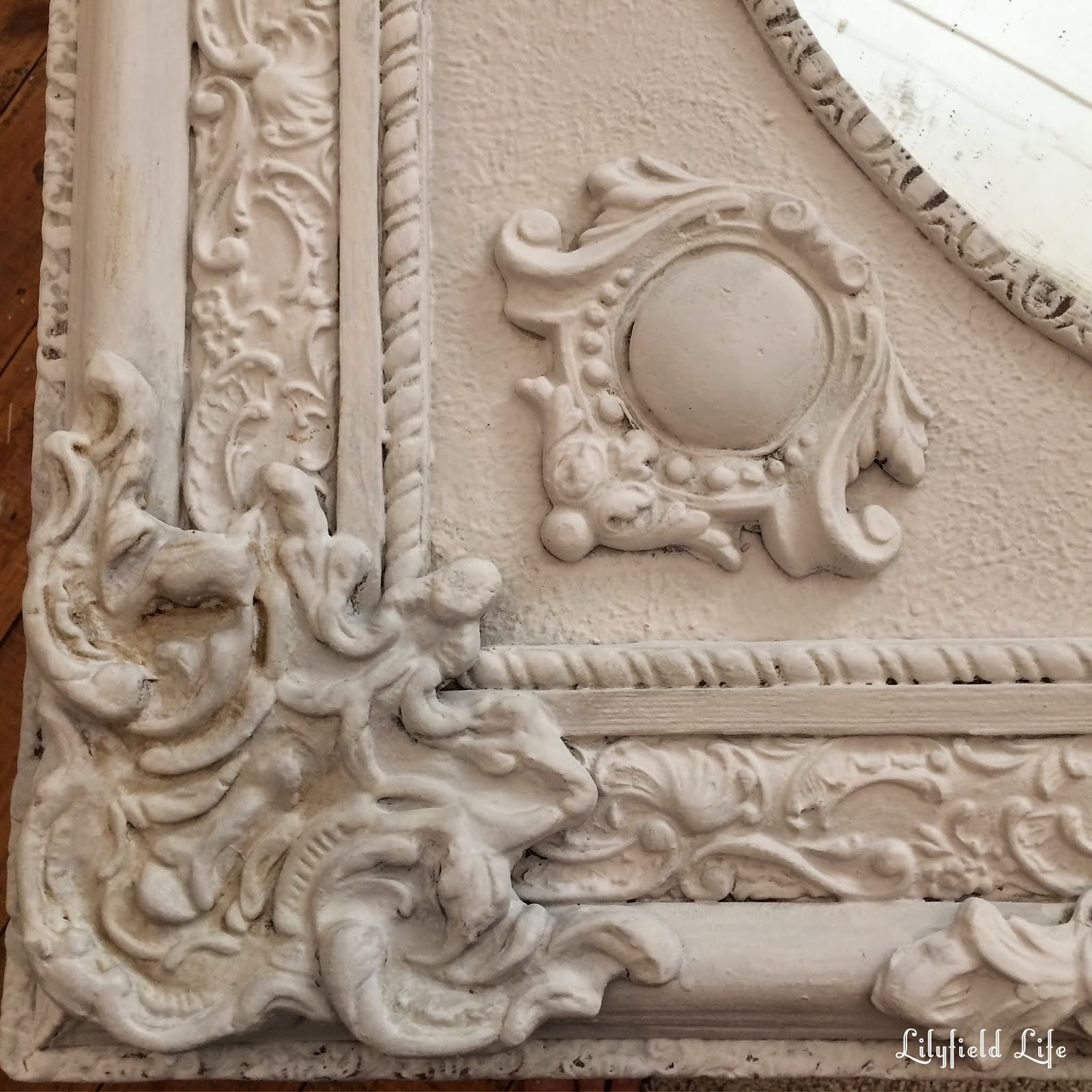 Lilyfield Life: Divine Vintage Mirrors - Super Pretty