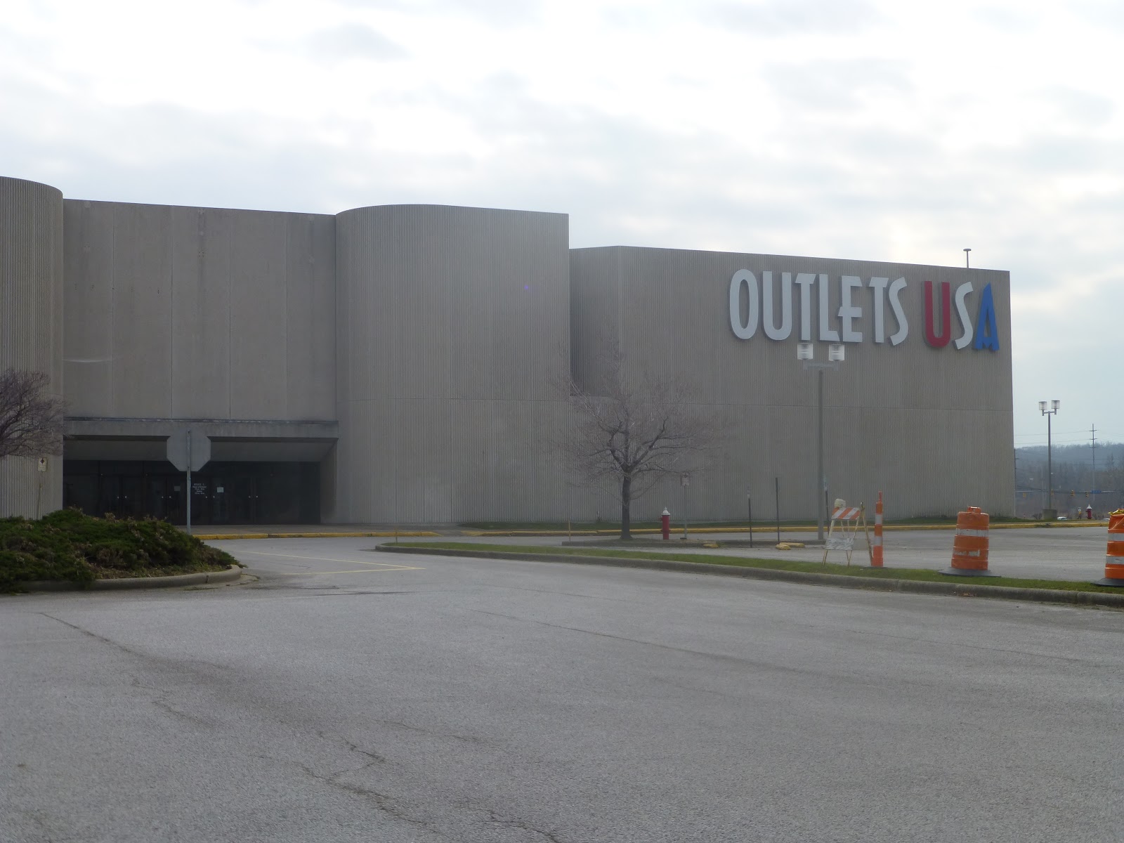 Dead and Dying retail: Euclid Square Mall, Euclid, Ohio