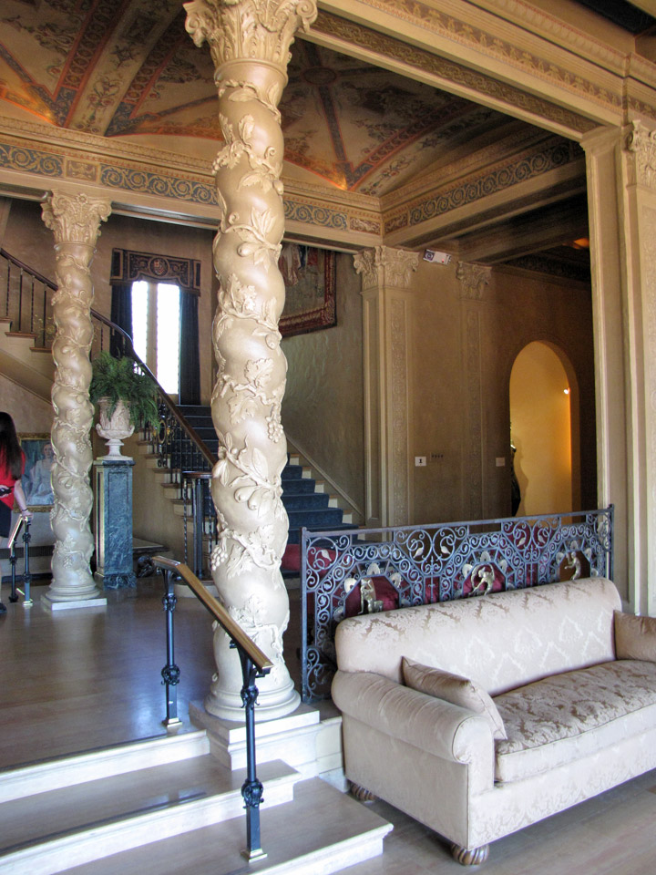 . Tulsa Tiny Stuff : Villa Philbrook