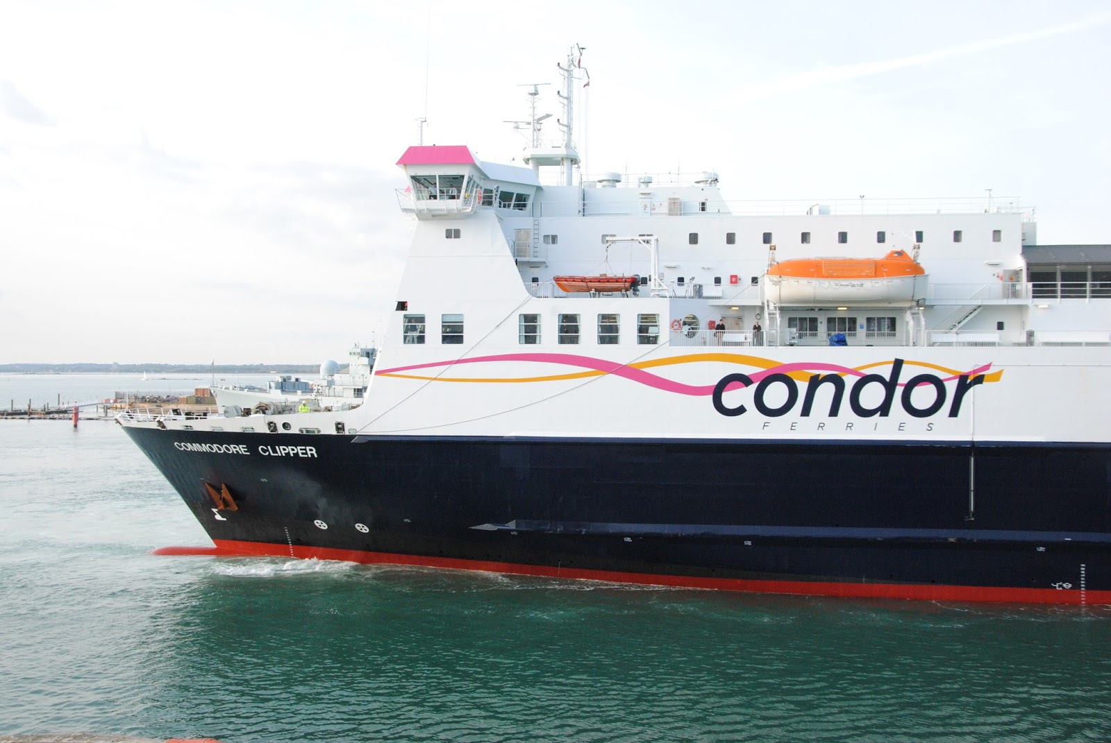 vmf-alifesailingcruiseferries.blogspot.co.uk: New livery for CONDOR FERRIES