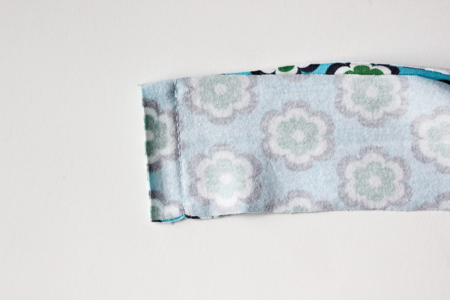 MODKIDBOUTIQUE: Tips & Tricks: Knit Neck Binding 3 Ways