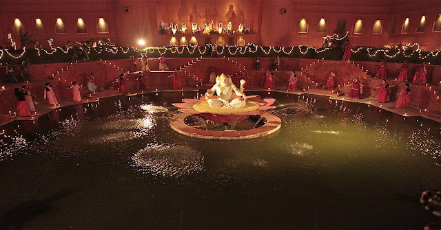 28. Shri Shri Brahma Kund Temple