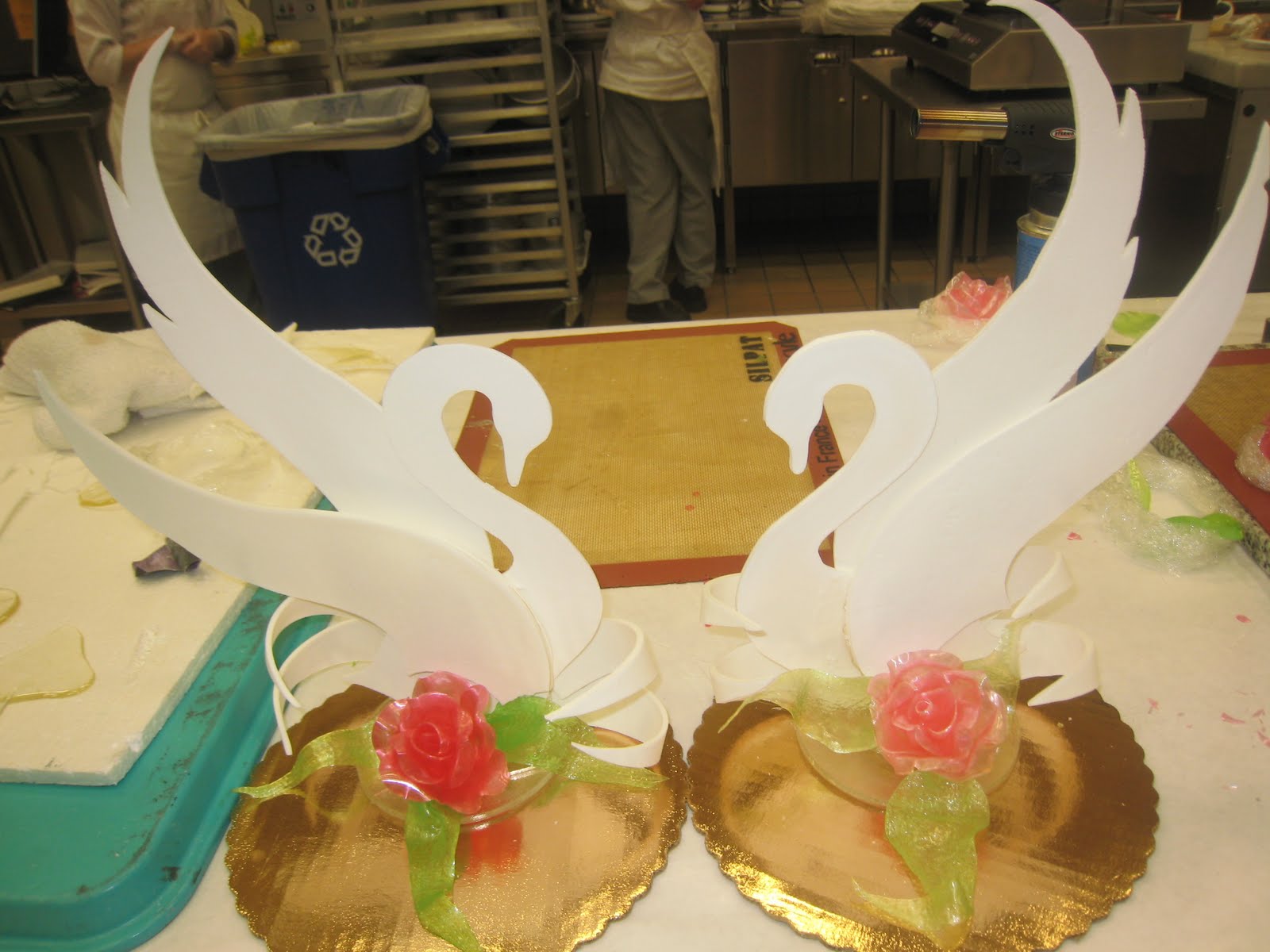 Miriyum Cakes: Sugar Work