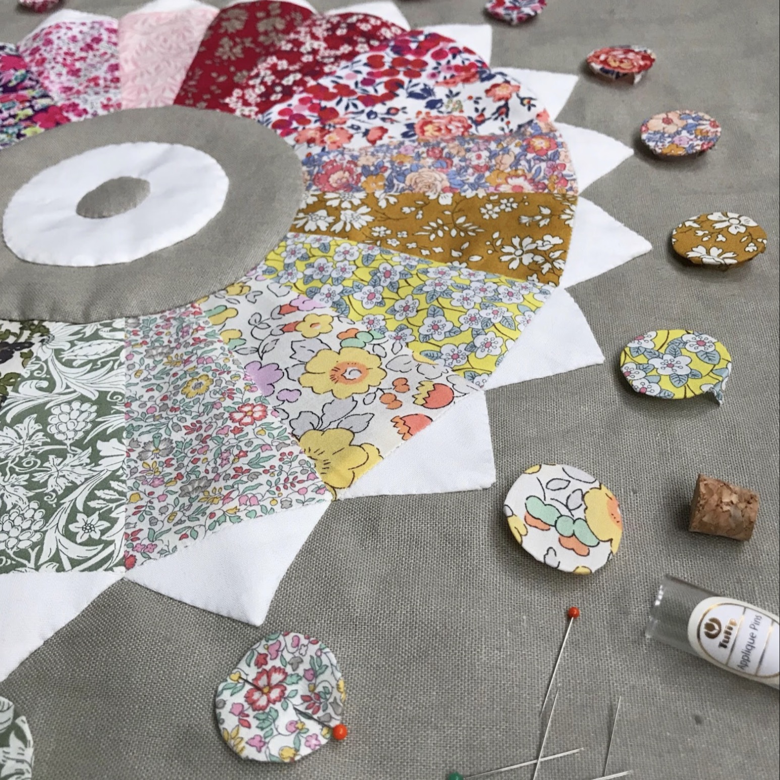 A little happy tutorial ~ Needle Turn Applique | A Little Happy Place