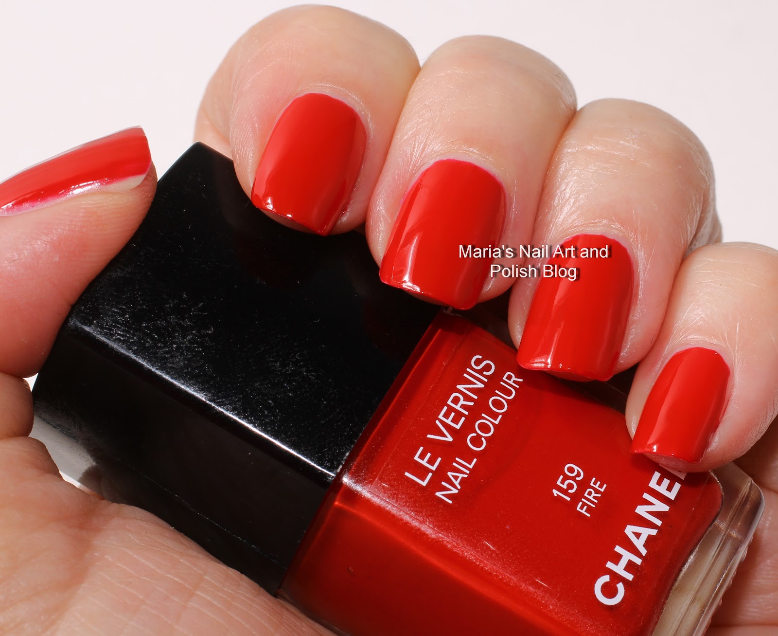 Marias Nail Art and Polish Blog: Chanel Fire 159 - swatches