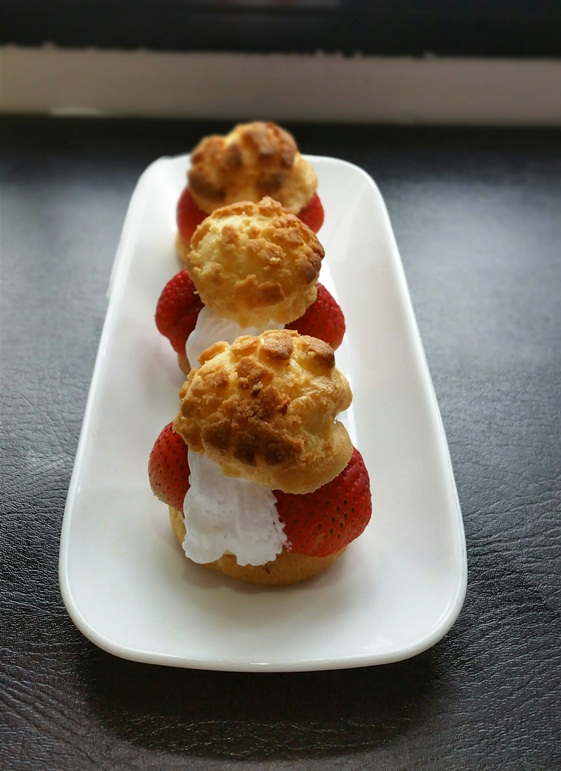 Bake N Cook: Frasier Choux: Traditional cake in choux pastry form