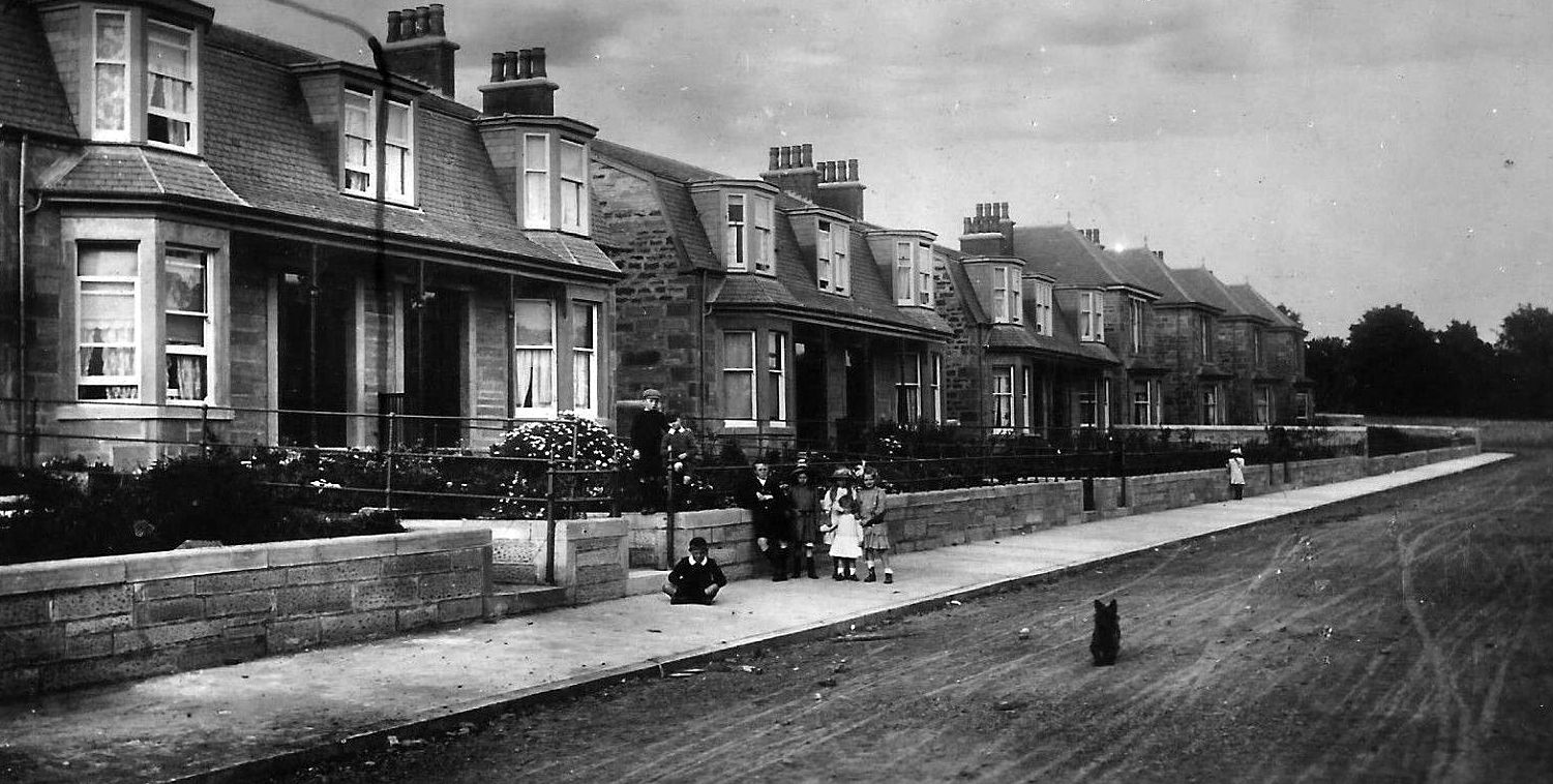 Tour Scotland: Old Photograph Durham Street Monifieth Scotland