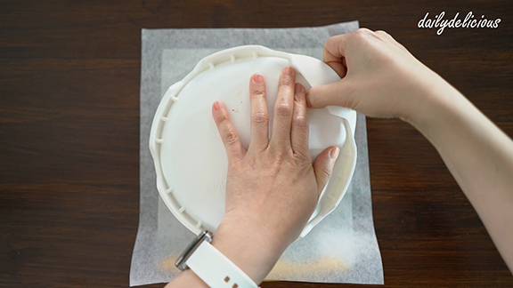 dailydelicious: Chocolate, strawberry, tomato and thyme Entremets