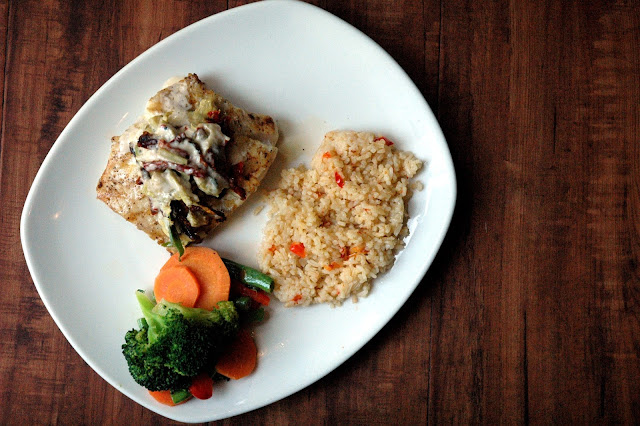 DUDE FOR FOOD: Ready for The Great Aussie Eats at Outback...