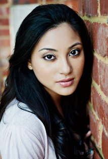 plus glamour photos: Beautifull Actress and Model Suesha Rana