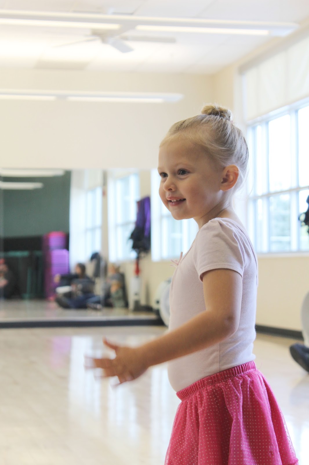 Chelsea's dance class | Sue's News