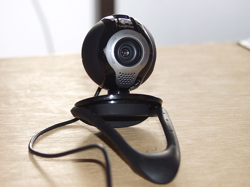 電算機孝行: Logicool QuickCam Communicate Deluxe (V-UBE43) を入手