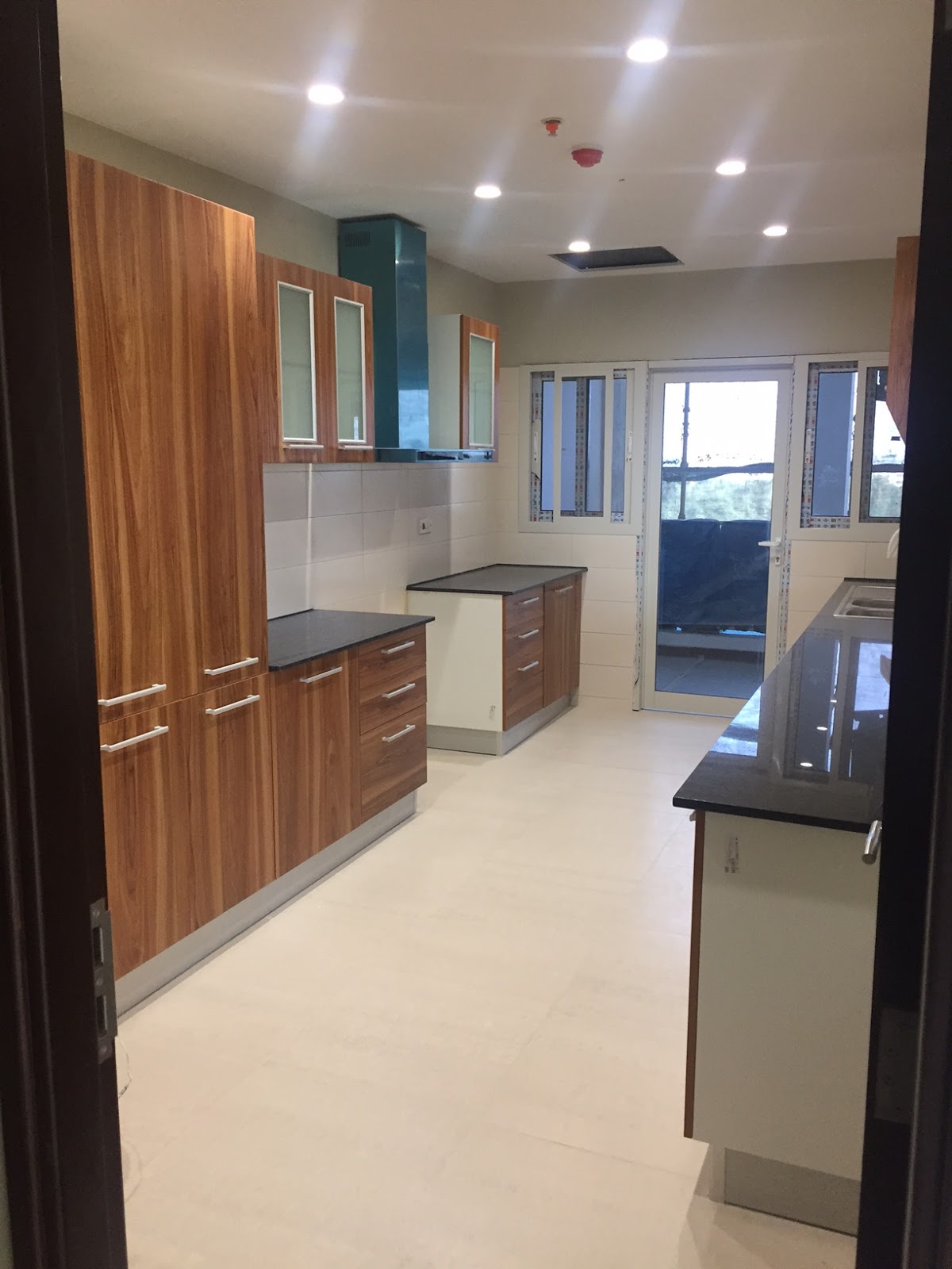 PROGRESS OF NHC'S MOROCCO SQUARE PROJECT CURRENTLY UNDER CONSTRUCTION ...