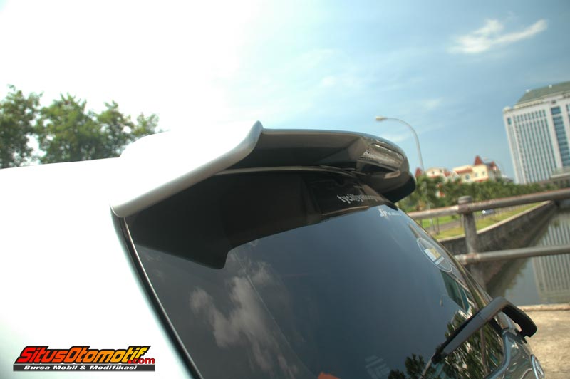 Auto Modified by Ervan Agrawaltha: VIP style Auto Modification "yaris"