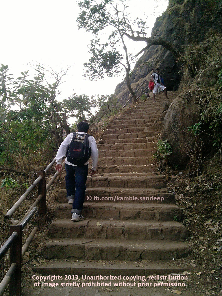 Raigad Fort - Photos and Travel Guide - Maharashtra