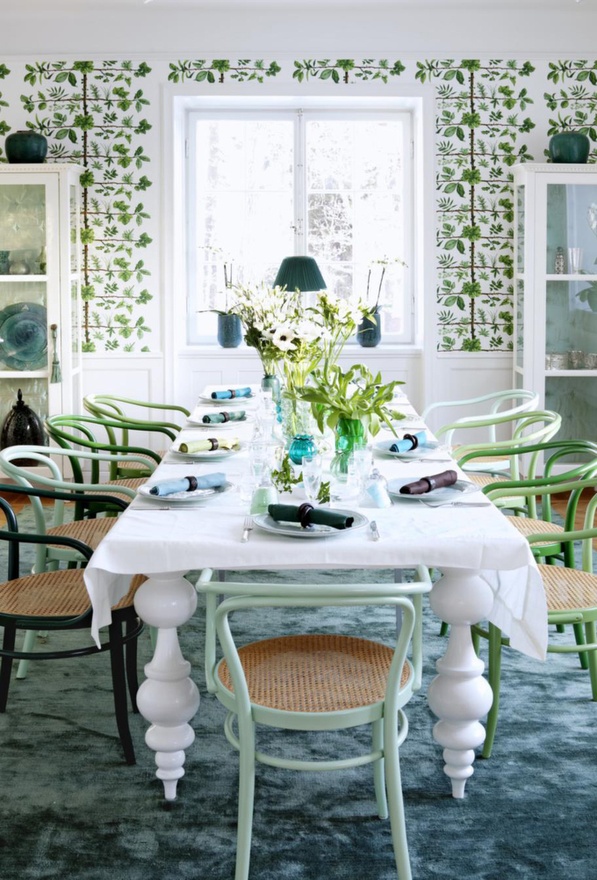 Lisa Mende Design: How To Mix Chairs Around a Table....