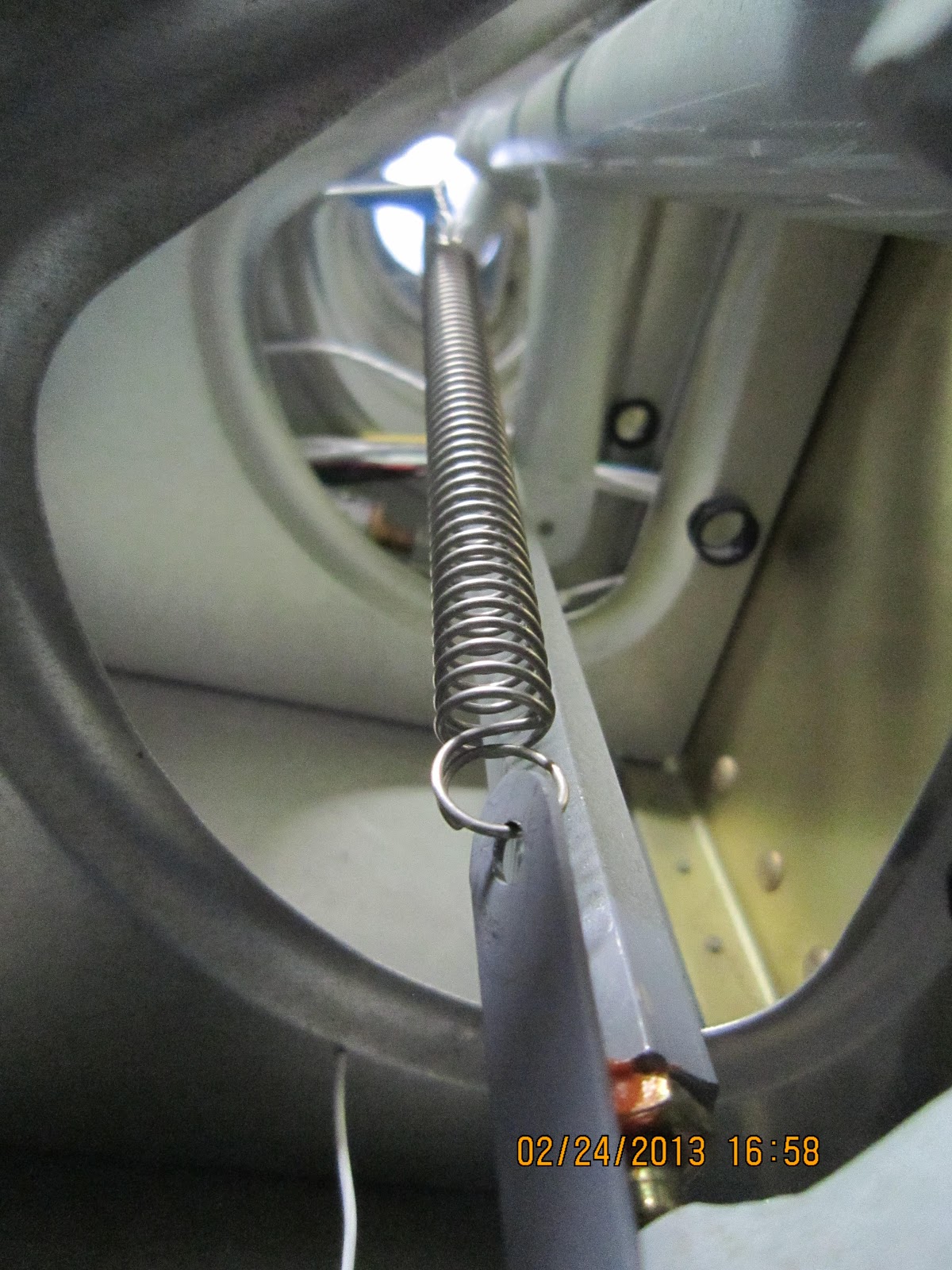 Larry's Airplane: Electric Aileron Trim