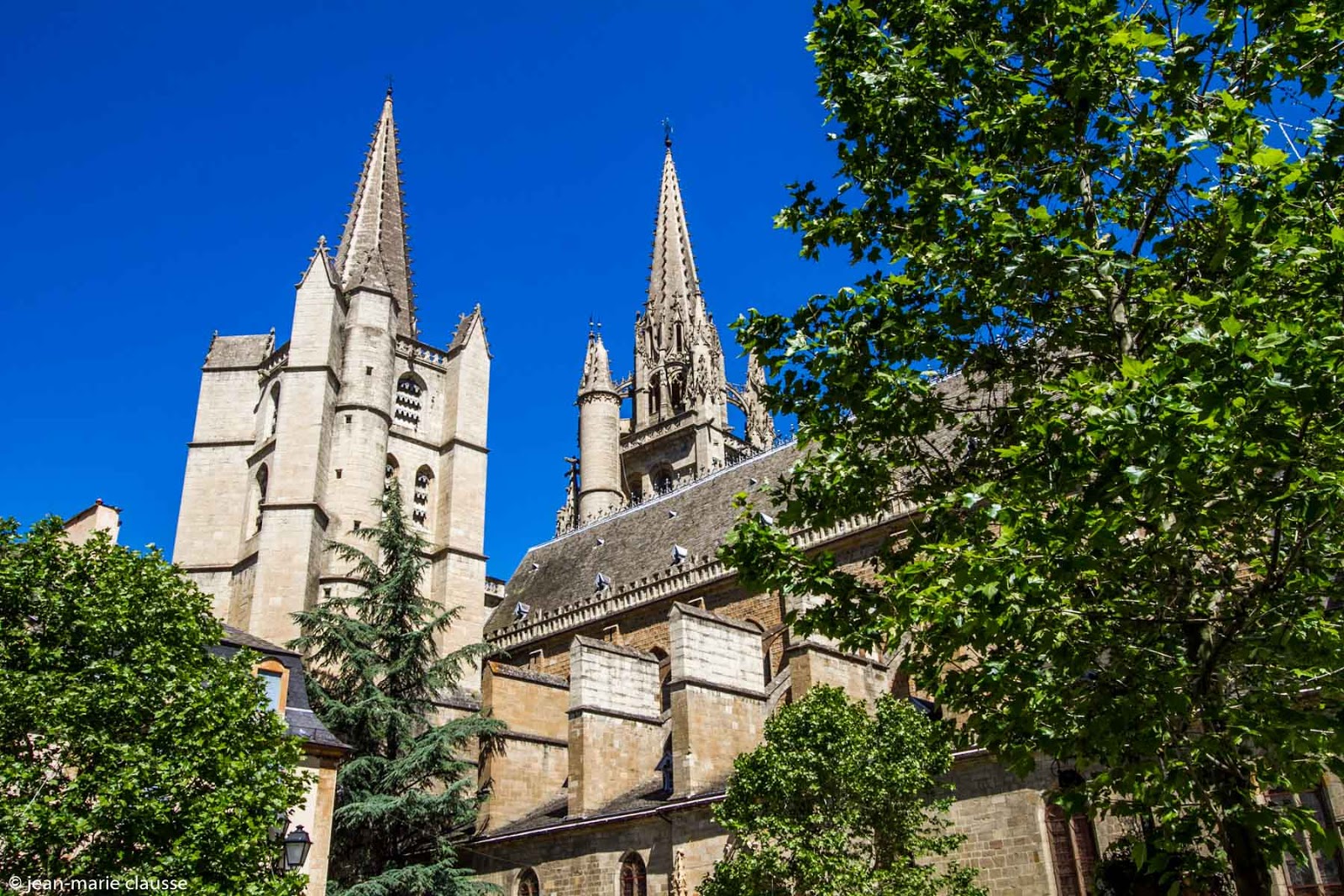 Découvrir la France en photos: 81 - MENDE. (Lozère -48)