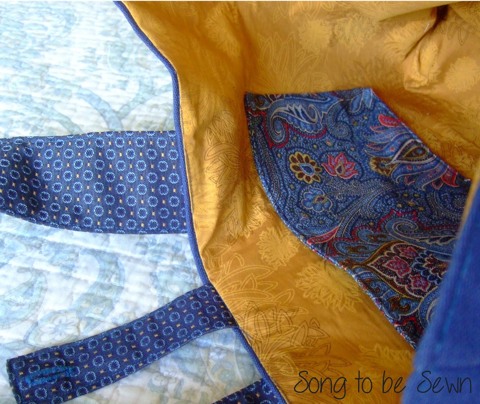 Song To Be Sewn: Bringing Closure >>> A Button Tab Closure