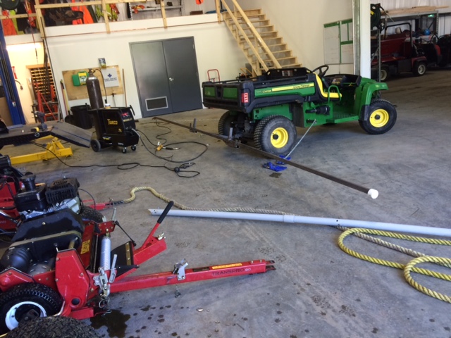 Bobs Shop: Fairway Dew drag rack