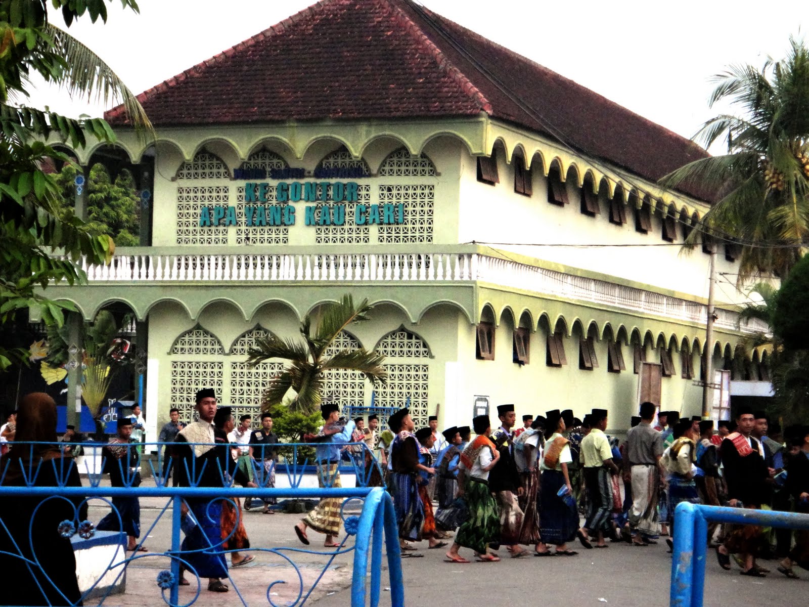 Travelog Mengenal Wajah Kehidupan: Pondok Modern Darussalam Gontor