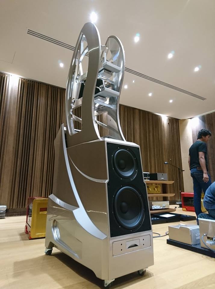 WILSON AUDIO WAMM MASTER CHRONOSONIC INSTALLATION – M & S | Ultimate ...