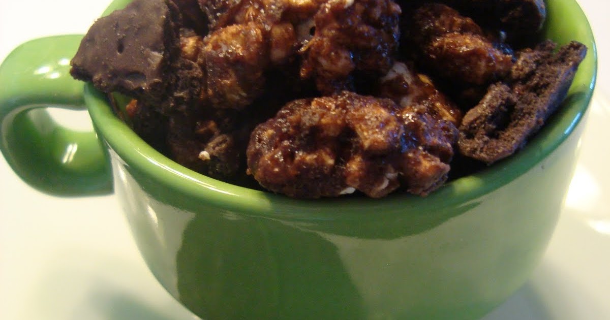 Thin Mint Popcorn ~ Dip it in Chocolate