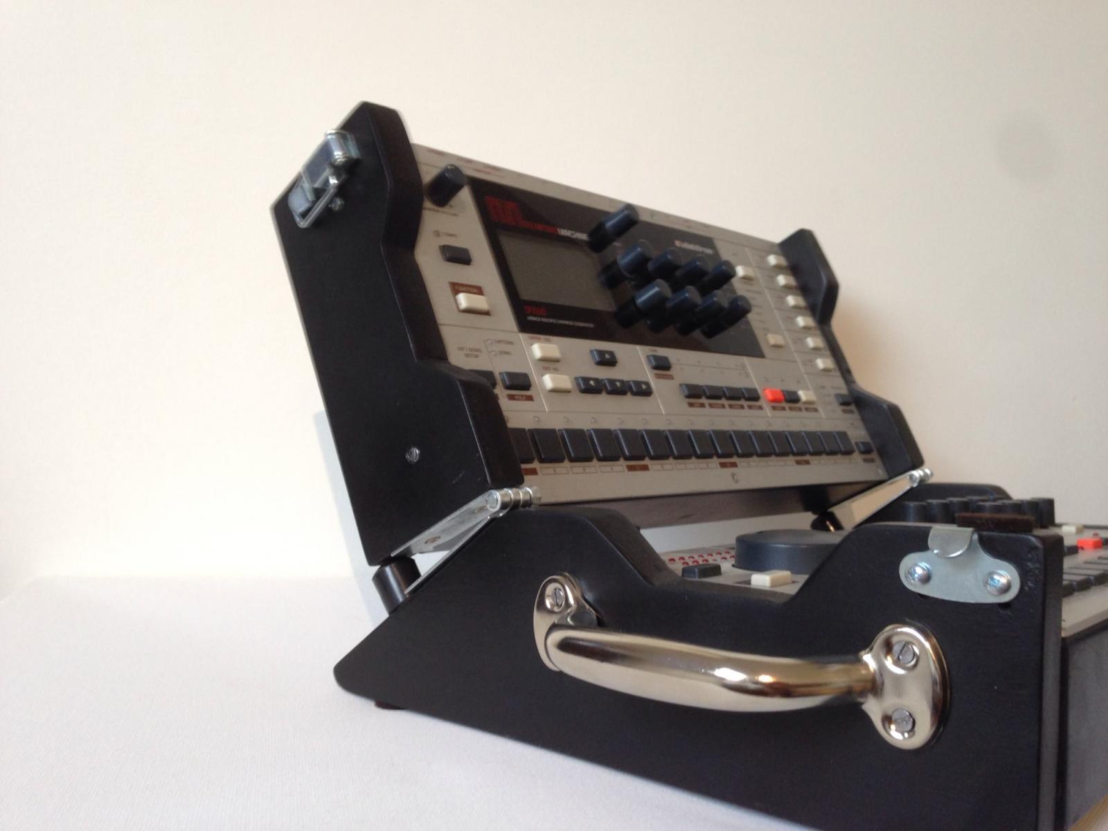 MATRIXSYNTH: Musikgear Elektron "Buchla style" Case - Rack - Stand