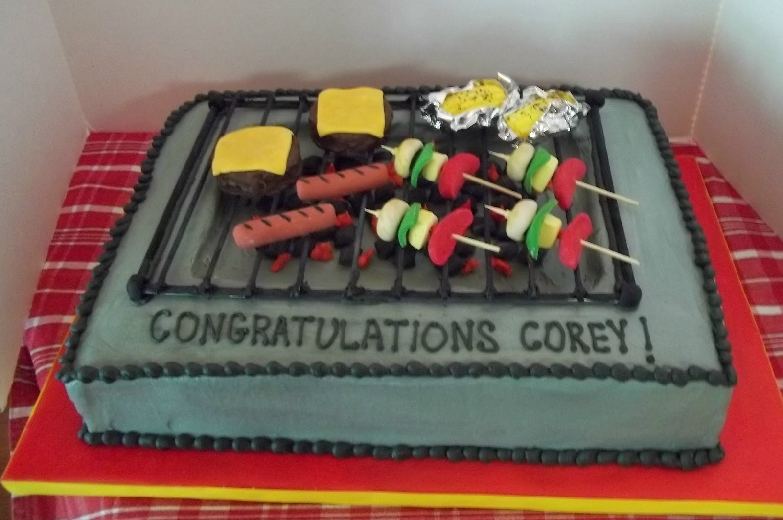 Bobbie's Cakes and Cookies: Welcome to Summer Barbeque Cake