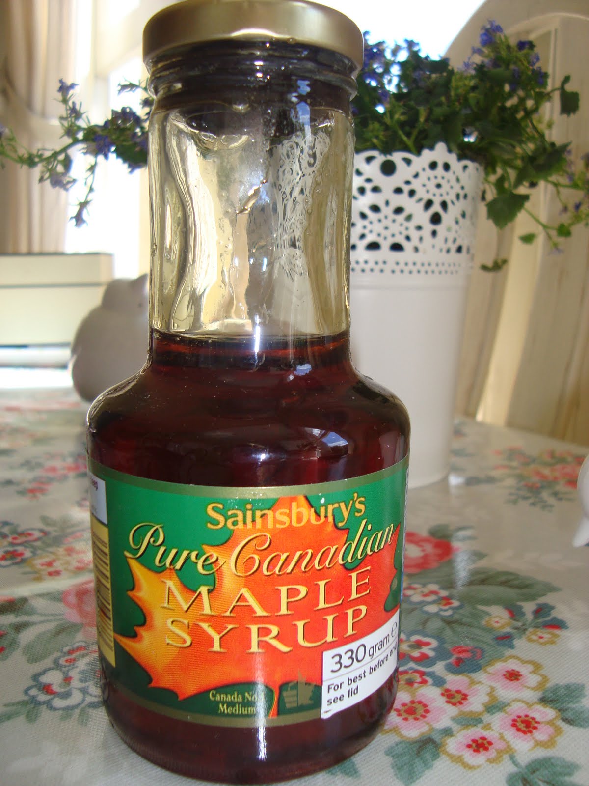 Betty's Burlesque Bakery