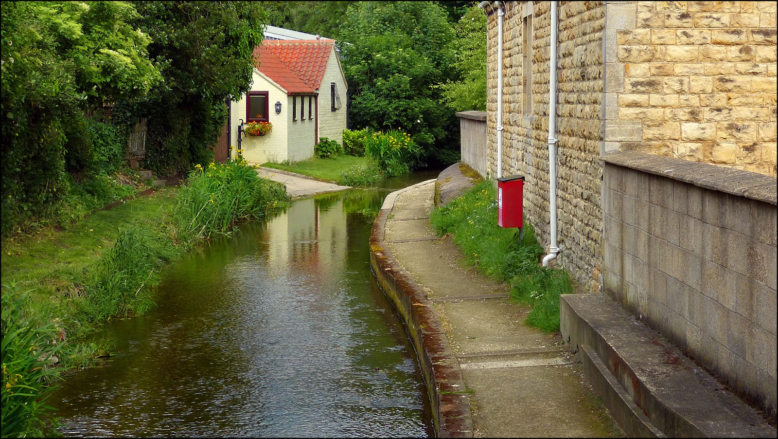 Lincolnshire Cam: Nettleham Walk, (Part One).