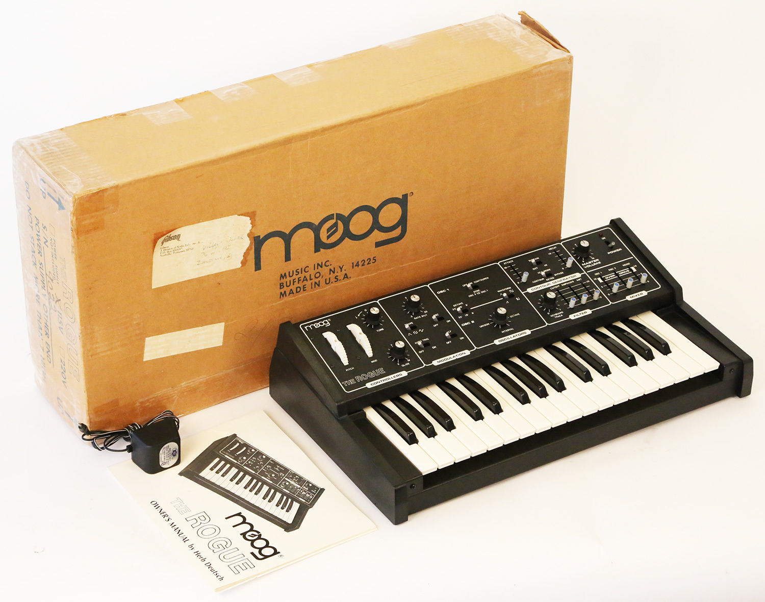 MATRIXSYNTH: MOOG ROGUE SN 9022 with Original Box