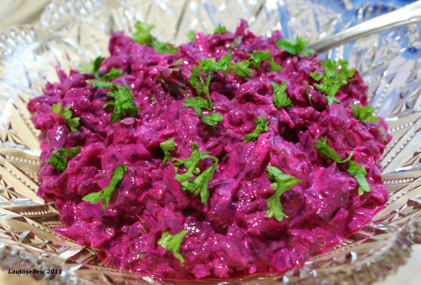 Lautasellesi - Sinu taldrikule: Punajuurisalaatti (vege ...