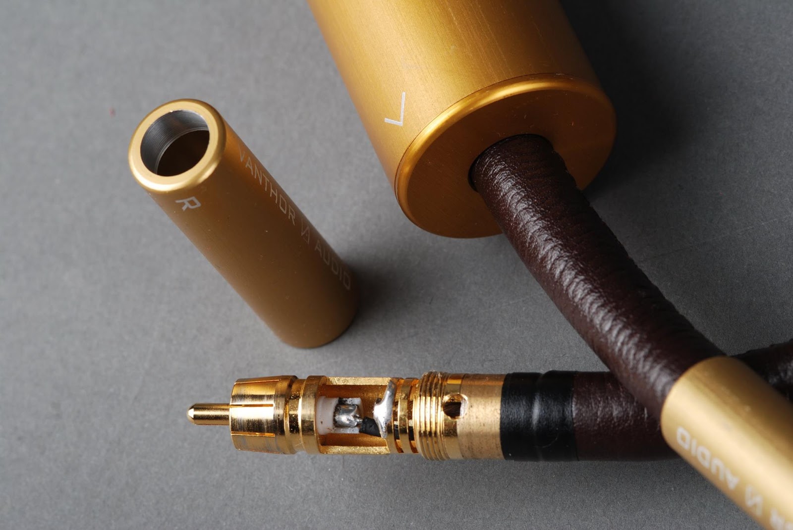 Vanthor Soul Master RCA flagship interconnects – M & S | Ultimate High ...