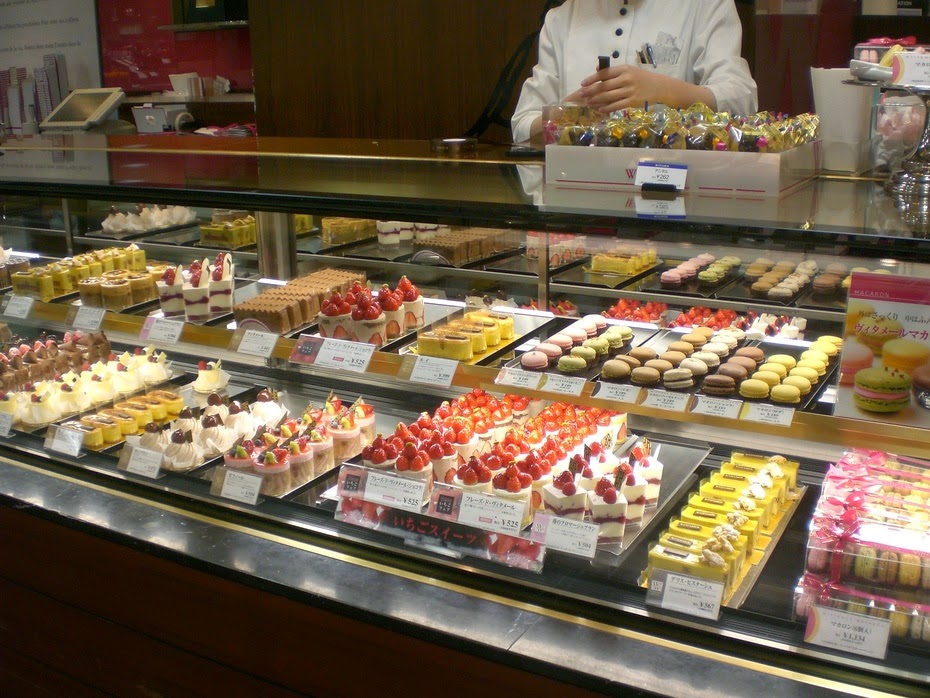 Yusuke Japan Blog: The "depachika" of Japan are fun places, kind of ...