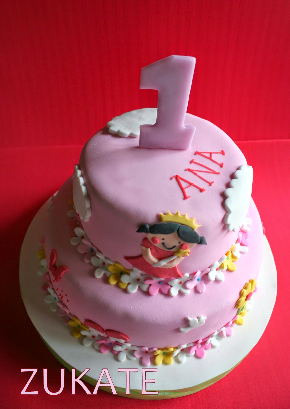 TORTA DE PRINCESA PARA EL 1º AÑO DE ANA | ZUKATE