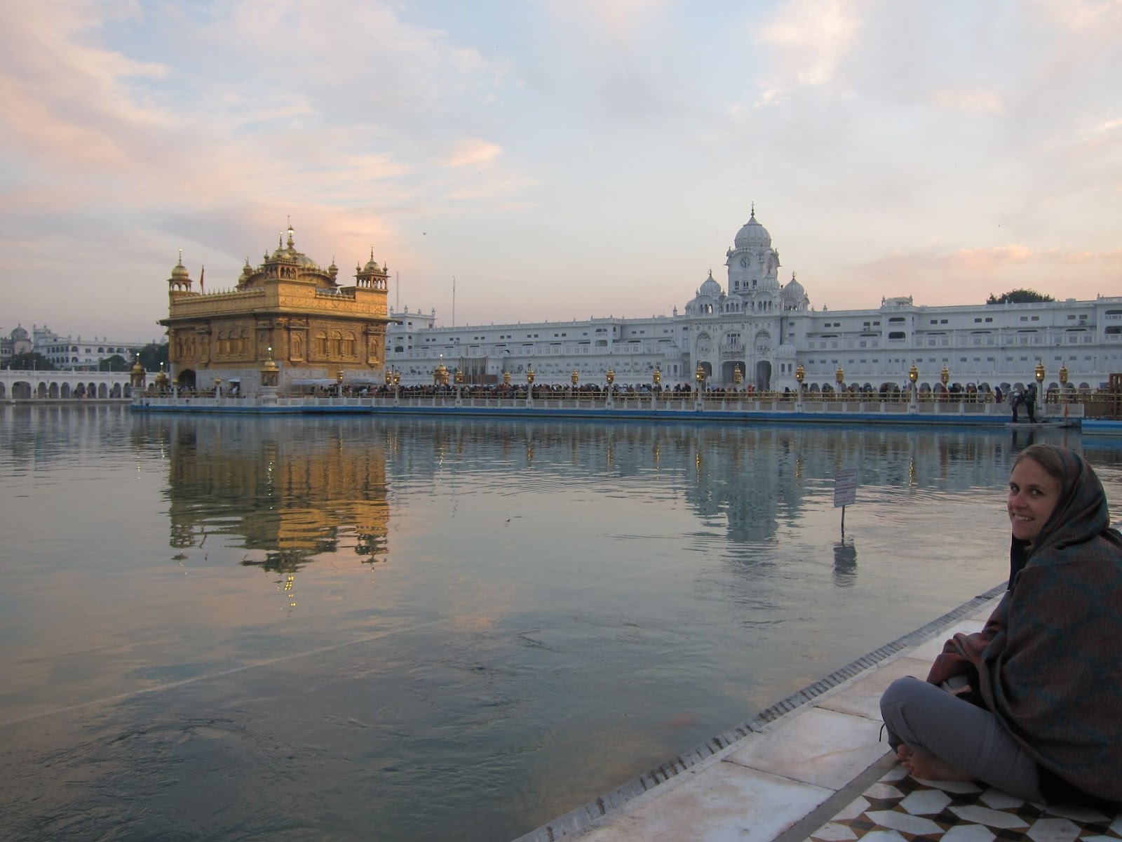 Worldtour 2011 - 2012: 27th January: Sunset on the Golden Temple