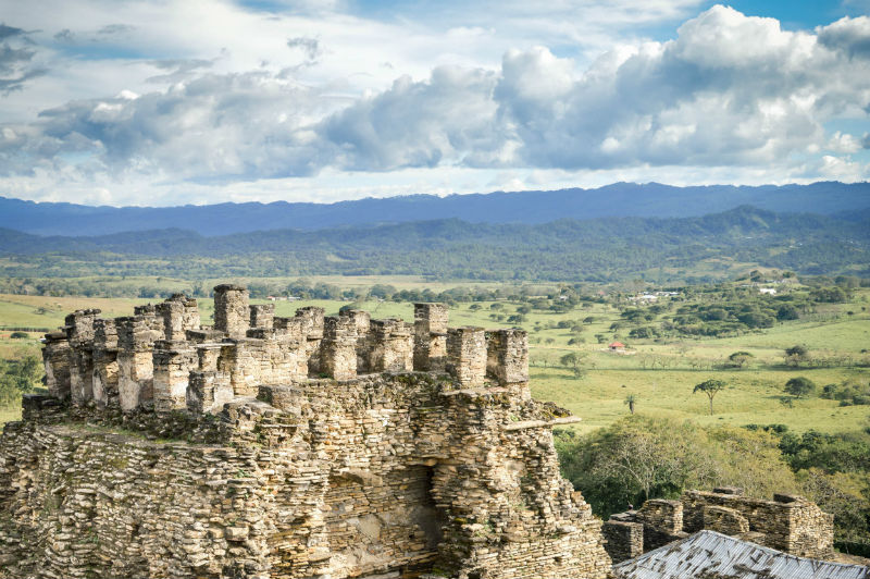 Secretos de Ocosingo, Chiapas: una gran pirámide, un cañón y una selva ...