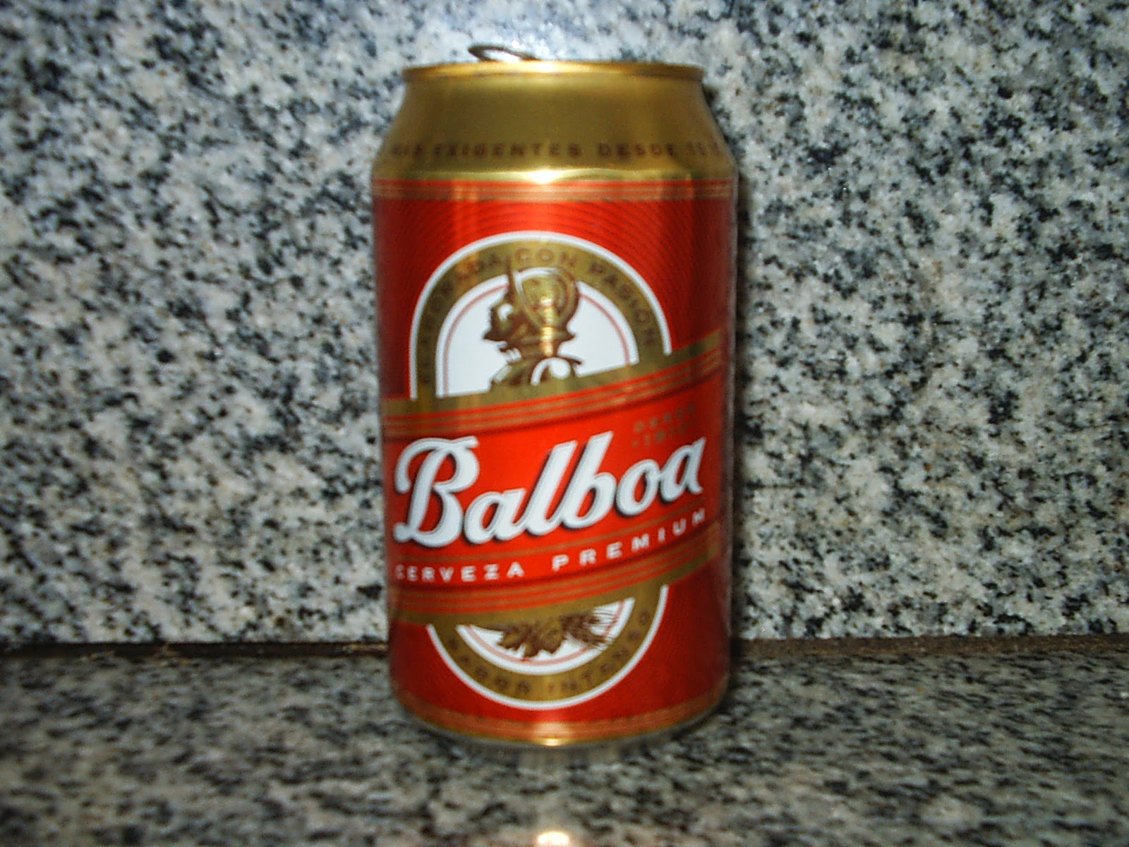 LATAS Y BOTELLAS DE JUAN CRUZ: CERVEZA BALBOA (Panamá - 2014)