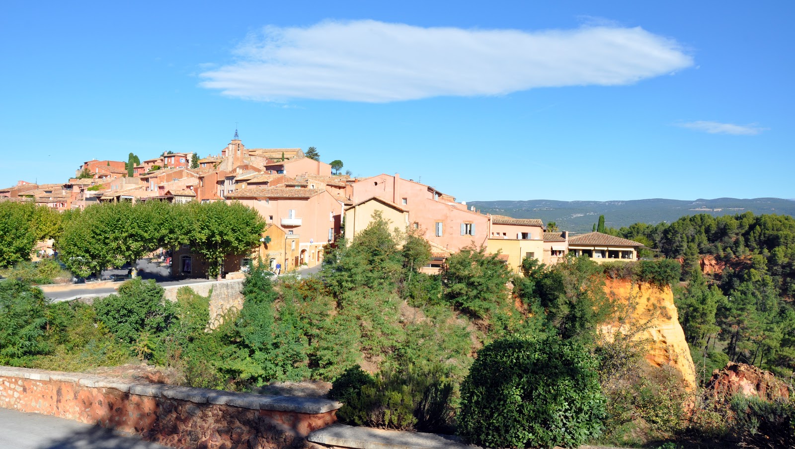 Serendipitous Traveler: Day 9, Roussillon