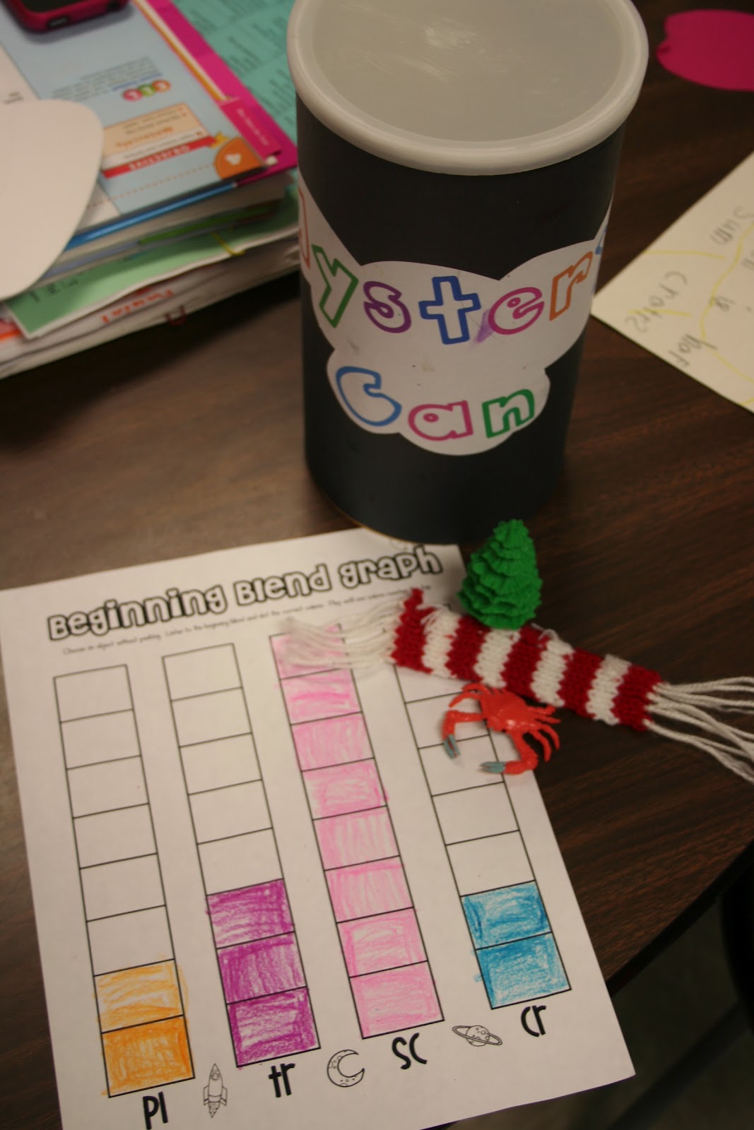 Mrs. Lee's Kindergarten: Space centers & a Pumpkin FREEBIE?