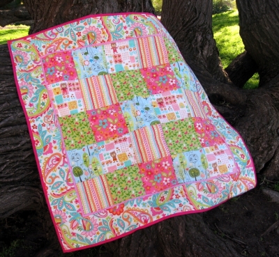 Frangipani Fabrics: Sweet Nothings Cot Quilt