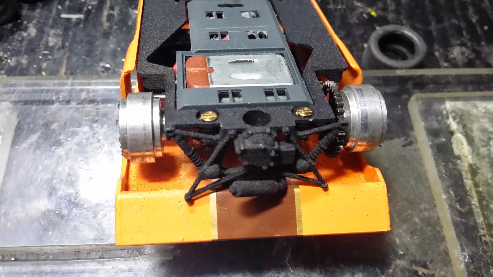 Le circuit des Sapins: Châssis Ghost trax