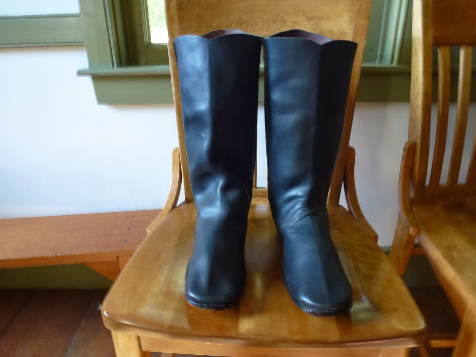 Serving in Nauvoo: Riser Boot Shop