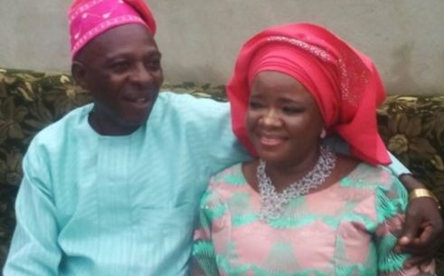 NAIRA HUB: PHOTO: 50yrs Old Spinster Weds In RCCG In Abuja