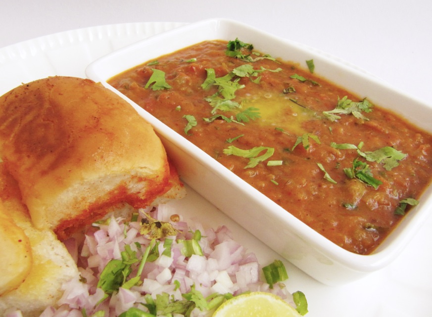 My Jain kitchen recipes ( No Onion No gralic ): Mumbai Pav Bhaji